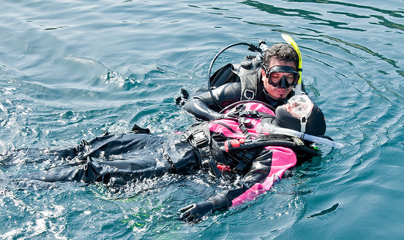CPR Saves Diver's Life - Emergency First Response